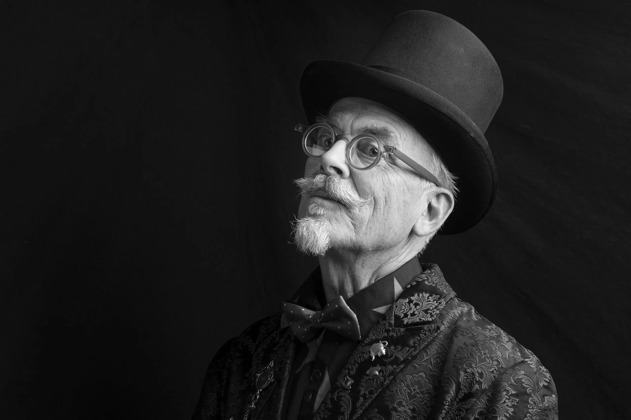 Episode # 125 -Russell Brown - Sr. Principal Designer Adobe Inc ...